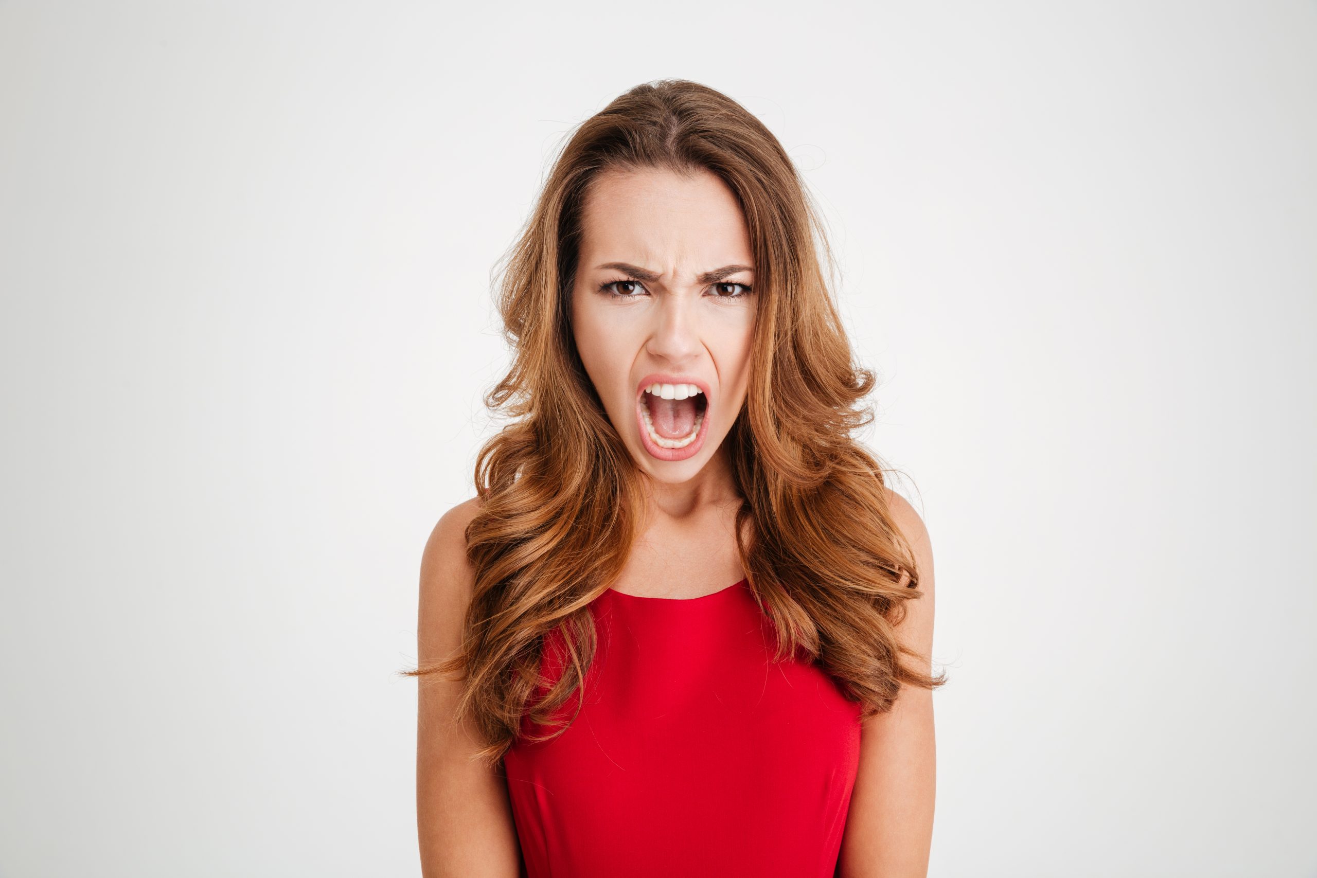 How to Sing Louder Without Straining Your Voice: Tips from Dr Dan